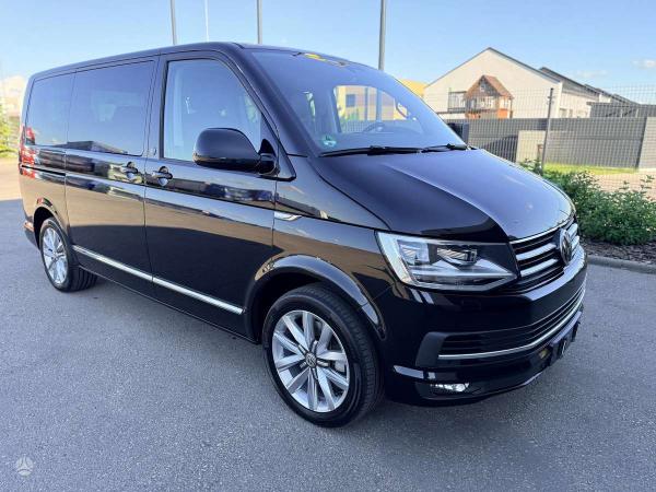 Black Volkswagen Multivan 2016 in Kaunas, with an engine capacity of 1.97 L and mileage of 169 thousand km for 21900 €, photo 1 on AUTOMOTO.COM.LV