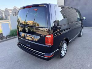 Black Volkswagen Multivan 2016 in Kaunas, with an engine capacity of 1.97 L and mileage of 169 thousand km for 21900 €, photo 4 on AUTOMOTO.COM.LV