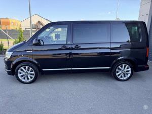 Black Volkswagen Multivan 2016 in Kaunas, with an engine capacity of 1.97 L and mileage of 169 thousand km for 21900 €, photo 7 on AUTOMOTO.COM.LV