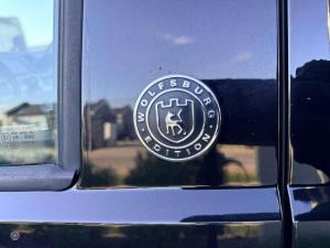 Black Volkswagen Multivan 2016 in Kaunas, with an engine capacity of 1.97 L and mileage of 169 thousand km for 21900 €, photo 13 on AUTOMOTO.COM.LV