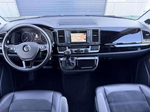Black Volkswagen Multivan 2016 in Kaunas, with an engine capacity of 1.97 L and mileage of 169 thousand km for 21900 €, photo 19 on AUTOMOTO.COM.LV