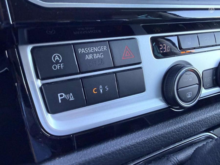 Black Volkswagen Multivan 2016 in Kaunas, with an engine capacity of 1.97 L and mileage of 169 thousand km for 21900 €, photo 22 on AUTOMOTO.COM.LV