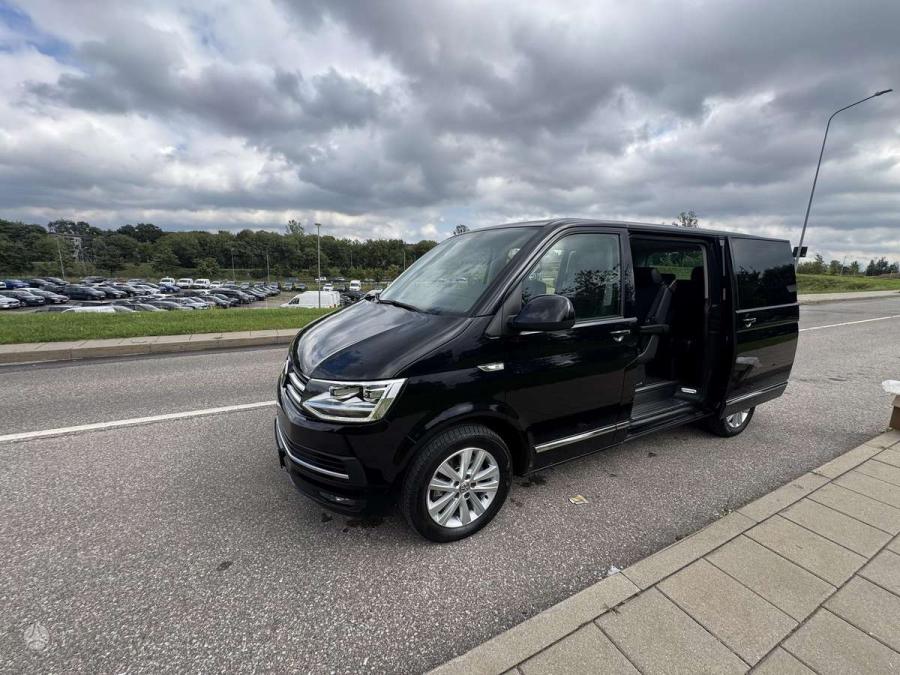 Melns Volkswagen Multivan 2016 Viļņa, ar dzinēja tilpumu 1.97 L un nobraukumu 217 tūkst. km par 24600 €, foto 15 vietnē AUTOMOTO.COM.LV