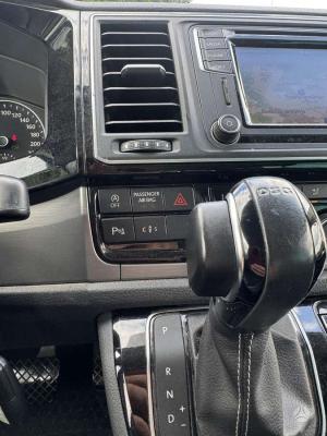 Melns Volkswagen Multivan 2016 Viļņa, ar dzinēja tilpumu 1.97 L un nobraukumu 217 tūkst. km par 24600 €, foto 19 vietnē AUTOMOTO.COM.LV