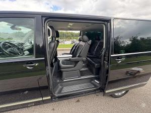 Melns Volkswagen Multivan 2016 Viļņa, ar dzinēja tilpumu 1.97 L un nobraukumu 217 tūkst. km par 24600 €, foto 25 vietnē AUTOMOTO.COM.LV