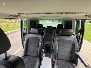 Melns Volkswagen Multivan 2016 Viļņa, ar dzinēja tilpumu 1.97 L un nobraukumu 217 tūkst. km par 24600 €, foto 26 vietnē AUTOMOTO.COM.LV