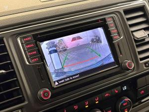Black Volkswagen Multivan 2016 in Marijampole, with an engine capacity of 1.97 L and mileage of 208 thousand km for 24750 €, photo 20 on AUTOMOTO.COM.LV