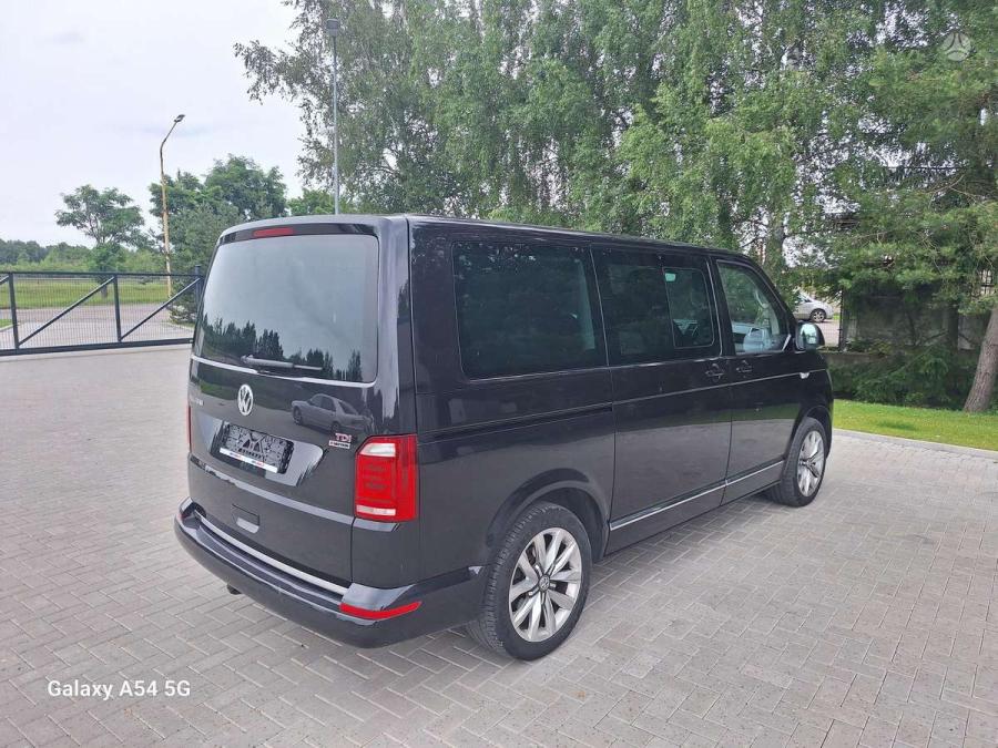 Melns Volkswagen Multivan 2017 Kauņa, ar dzinēja tilpumu 1.97 L un nobraukumu 226 tūkst. km par 25500 €, foto 6 vietnē AUTOMOTO.COM.LV
