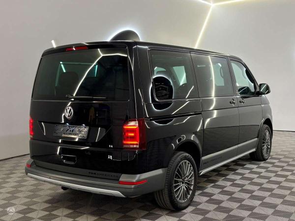 Black Volkswagen Multivan 2017 in Marijampole, with an engine capacity of 1.97 L and mileage of 201 thousand km for 26450 €, photo 7 on AUTOMOTO.COM.LV