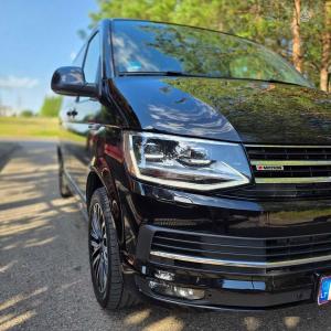 Melns Volkswagen Multivan 2018 Viļņa, ar dzinēja tilpumu 1.97 L un nobraukumu 181 tūkst. km par 30990 €, foto 4 vietnē AUTOMOTO.COM.LV