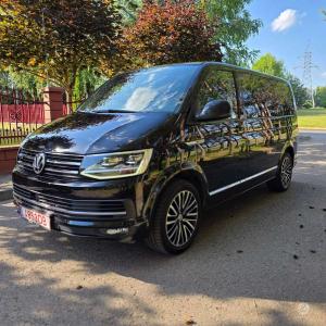 Melns Volkswagen Multivan 2018 Viļņa, ar dzinēja tilpumu 1.97 L un nobraukumu 181 tūkst. km par 30990 €, foto 11 vietnē AUTOMOTO.COM.LV