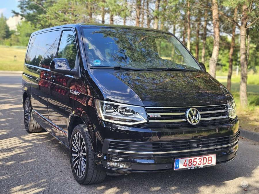 Melns Volkswagen Multivan 2018 Viļņa, ar dzinēja tilpumu 1.97 L un nobraukumu 181 tūkst. km par 30990 €, foto 14 vietnē AUTOMOTO.COM.LV