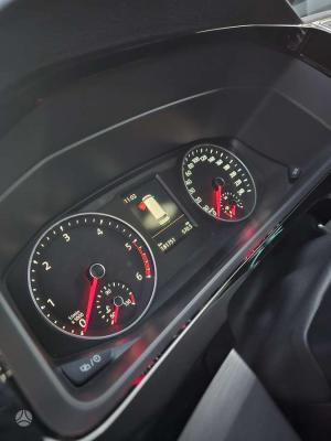Melns Volkswagen Multivan 2018 Viļņa, ar dzinēja tilpumu 1.97 L un nobraukumu 181 tūkst. km par 30990 €, foto 15 vietnē AUTOMOTO.COM.LV