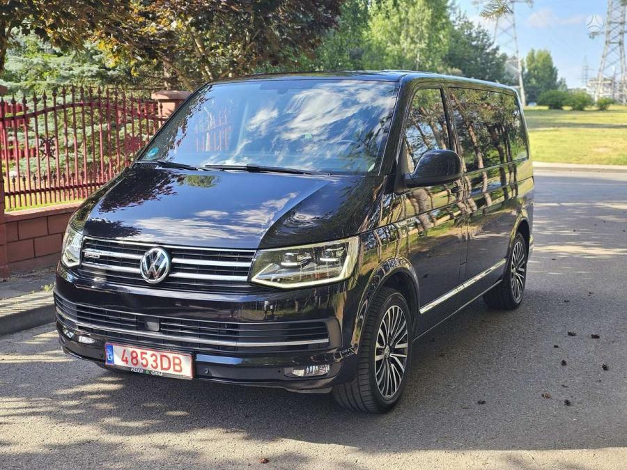 Melns Volkswagen Multivan 2018 Viļņa, ar dzinēja tilpumu 1.97 L un nobraukumu 181 tūkst. km par 30990 €, foto 21 vietnē AUTOMOTO.COM.LV