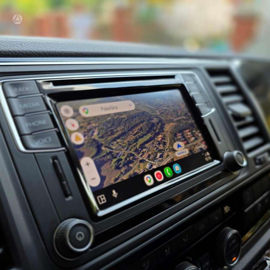 Melns Volkswagen Multivan 2018 Viļņa, ar dzinēja tilpumu 1.97 L un nobraukumu 181 tūkst. km par 30990 €, foto 28 vietnē AUTOMOTO.COM.LV