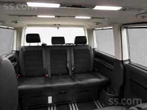 Black Volkswagen Multivan 2018 in Riga, with an engine capacity of 2.00 L and mileage of 235 thousand km for 26490 €, photo 12 on AUTOMOTO.COM.LV