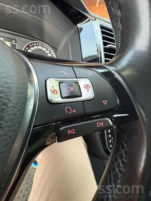 Black Volkswagen Multivan 2018 in Riga, with an engine capacity of 2.00 L and mileage of 235 thousand km for 26490 €, photo 14 on AUTOMOTO.COM.LV
