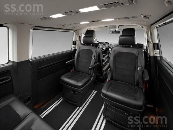 Melns Volkswagen Multivan 2018 Rīga, ar dzinēja tilpumu 2.00 L un nobraukumu 235 tūkst. km par 26490 €, foto 8 vietnē AUTOMOTO.COM.LV