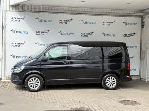 Black Volkswagen Multivan 2018 in Riga, with an engine capacity of 2.00 L and mileage of 195 thousand km for 25500 €, photo 3 on AUTOMOTO.COM.LV