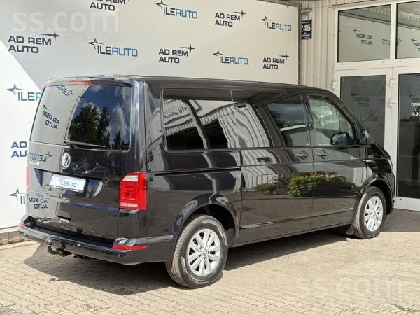 Melns Volkswagen Multivan 2018 Rīga, ar dzinēja tilpumu 2.00 L un nobraukumu 195 tūkst. km par 25500 €, foto 4 vietnē AUTOMOTO.COM.LV