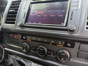 Black Volkswagen Multivan 2018 in Riga, with an engine capacity of 2.00 L and mileage of 195 thousand km for 25500 €, photo 14 on AUTOMOTO.COM.LV