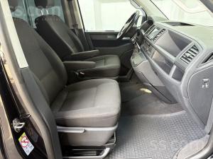 Black Volkswagen Multivan 2018 in Riga, with an engine capacity of 2.00 L and mileage of 195 thousand km for 25500 €, photo 19 on AUTOMOTO.COM.LV