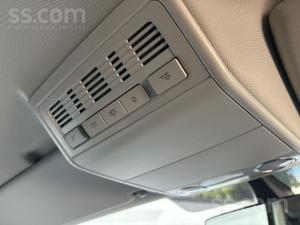 Black Volkswagen Multivan 2018 in Riga, with an engine capacity of 2.00 L and mileage of 195 thousand km for 25500 €, photo 26 on AUTOMOTO.COM.LV