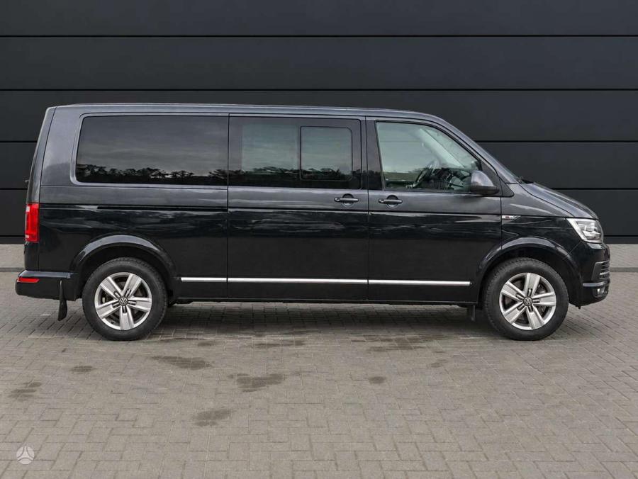 Melns Volkswagen Multivan 2018 Viļņa, ar dzinēja tilpumu 1.97 L un nobraukumu 123 tūkst. km par 32990 €, foto 6 vietnē AUTOMOTO.COM.LV