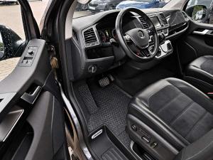 Melns Volkswagen Multivan 2018 Viļņa, ar dzinēja tilpumu 1.97 L un nobraukumu 123 tūkst. km par 32990 €, foto 7 vietnē AUTOMOTO.COM.LV