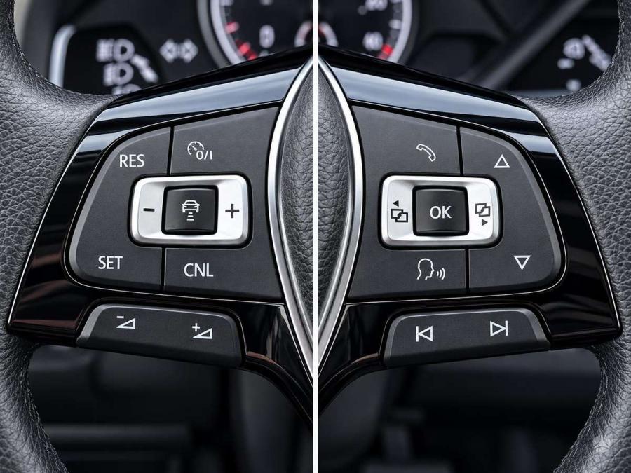 Melns Volkswagen Multivan 2018 Viļņa, ar dzinēja tilpumu 1.97 L un nobraukumu 123 tūkst. km par 32990 €, foto 8 vietnē AUTOMOTO.COM.LV