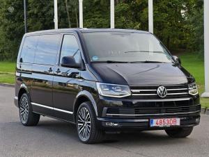 Melns Volkswagen Multivan 2018 Viļņa, ar dzinēja tilpumu 1.97 L un nobraukumu 182 tūkst. km par 31000 €, foto 1 vietnē AUTOMOTO.COM.LV