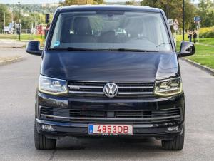 Melns Volkswagen Multivan 2018 Viļņa, ar dzinēja tilpumu 1.97 L un nobraukumu 182 tūkst. km par 31000 €, foto 3 vietnē AUTOMOTO.COM.LV