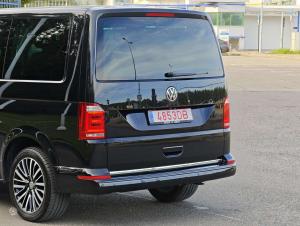 Melns Volkswagen Multivan 2018 Viļņa, ar dzinēja tilpumu 1.97 L un nobraukumu 182 tūkst. km par 31000 €, foto 7 vietnē AUTOMOTO.COM.LV