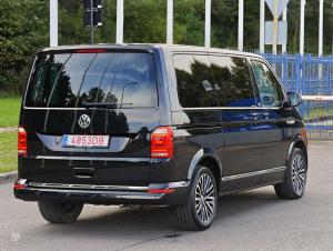 Melns Volkswagen Multivan 2018 Viļņa, ar dzinēja tilpumu 1.97 L un nobraukumu 182 tūkst. km par 31000 €, foto 10 vietnē AUTOMOTO.COM.LV