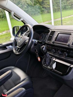 Melns Volkswagen Multivan 2018 Viļņa, ar dzinēja tilpumu 1.97 L un nobraukumu 182 tūkst. km par 31000 €, foto 14 vietnē AUTOMOTO.COM.LV
