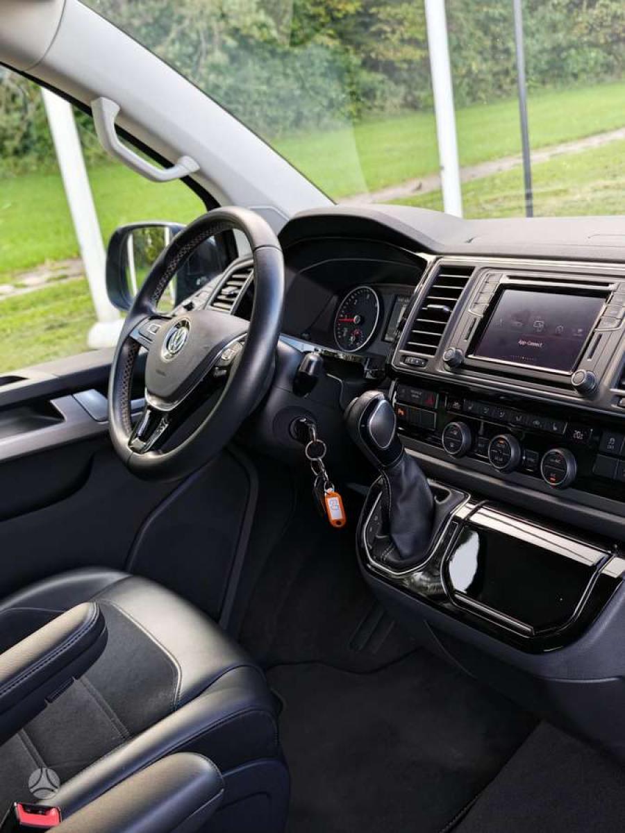 Melns Volkswagen Multivan 2018 Viļņa, ar dzinēja tilpumu 1.97 L un nobraukumu 182 tūkst. km par 31000 €, foto 14 vietnē AUTOMOTO.COM.LV