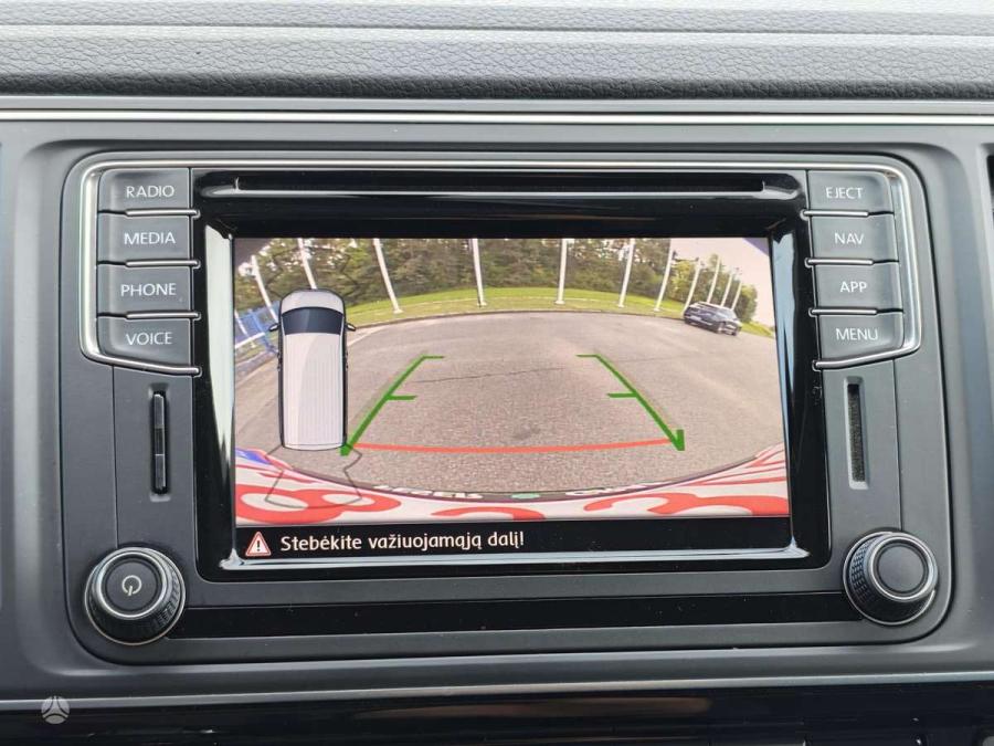 Melns Volkswagen Multivan 2018 Viļņa, ar dzinēja tilpumu 1.97 L un nobraukumu 182 tūkst. km par 31000 €, foto 19 vietnē AUTOMOTO.COM.LV
