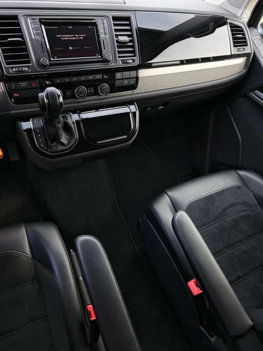Melns Volkswagen Multivan 2018 Viļņa, ar dzinēja tilpumu 1.97 L un nobraukumu 182 tūkst. km par 31000 €, foto 20 vietnē AUTOMOTO.COM.LV