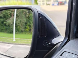 Melns Volkswagen Multivan 2018 Viļņa, ar dzinēja tilpumu 1.97 L un nobraukumu 182 tūkst. km par 31000 €, foto 31 vietnē AUTOMOTO.COM.LV