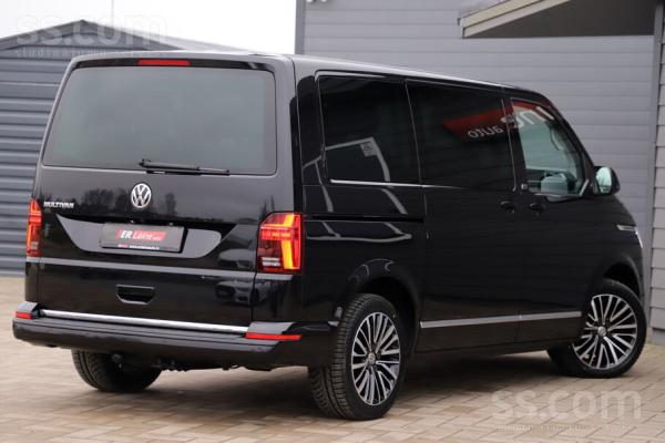 Melns Volkswagen Multivan 2020 Tukums, ar dzinēja tilpumu 2.00 L un nobraukumu 219 tūkst. km par 37500 €, foto 3 vietnē AUTOMOTO.COM.LV
