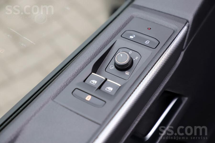 Melns Volkswagen Multivan 2020 Tukums, ar dzinēja tilpumu 2.00 L un nobraukumu 230 tūkst. km par 35000 €, foto 20 vietnē AUTOMOTO.COM.LV