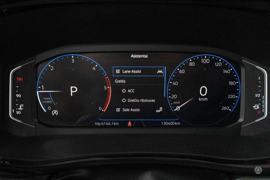 Black Volkswagen Multivan 2020 in Vilnius, with an engine capacity of 2.00 L and mileage of 130 thousand km for 36500 €, photo 12 on AUTOMOTO.COM.LV