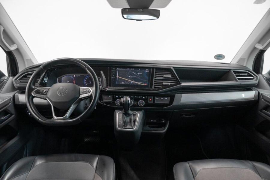 Melns Volkswagen Multivan 2020 Viļņa, ar dzinēja tilpumu 2.00 L un nobraukumu 130 tūkst. km par 36500 €, foto 13 vietnē AUTOMOTO.COM.LV