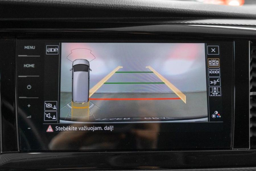 Melns Volkswagen Multivan 2020 Viļņa, ar dzinēja tilpumu 2.00 L un nobraukumu 130 tūkst. km par 36500 €, foto 17 vietnē AUTOMOTO.COM.LV
