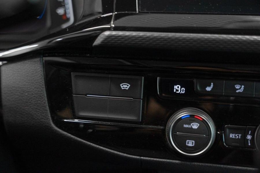 Melns Volkswagen Multivan 2020 Viļņa, ar dzinēja tilpumu 2.00 L un nobraukumu 130 tūkst. km par 36500 €, foto 21 vietnē AUTOMOTO.COM.LV