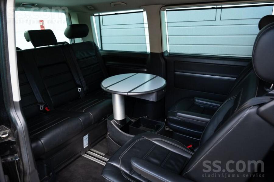 Black Volkswagen Multivan 2020 in Riga, with an engine capacity of 2.00 L and mileage of 175 thousand km for 28950 €, photo 9 on AUTOMOTO.COM.LV