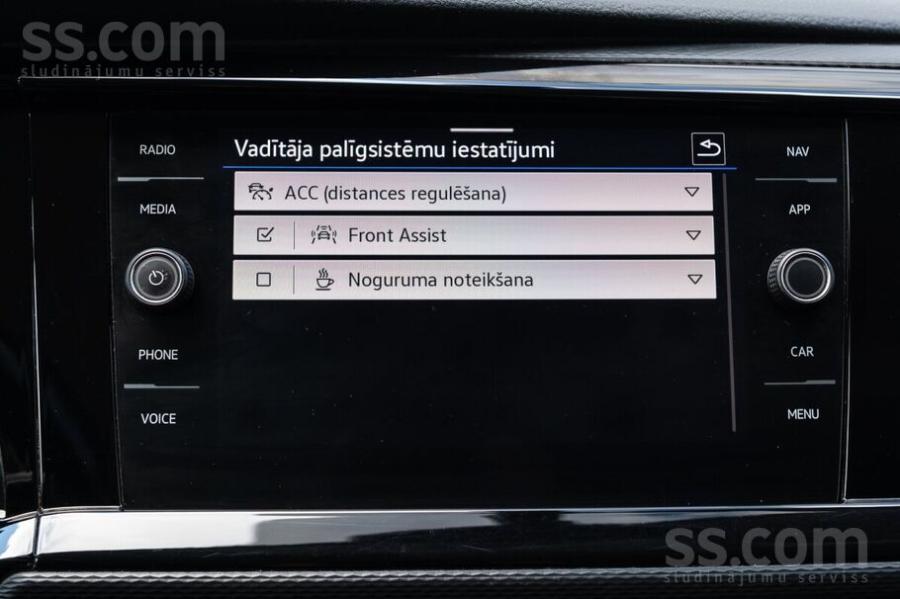 Black Volkswagen Multivan 2020 in Riga, with an engine capacity of 2.00 L and mileage of 175 thousand km for 28950 €, photo 13 on AUTOMOTO.COM.LV