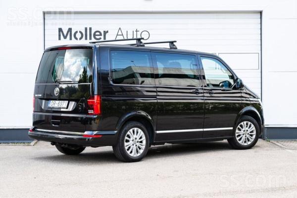 Black Volkswagen Multivan 2020 in Riga, with an engine capacity of 2.00 L and mileage of 175 thousand km for 28950 €, photo 4 on AUTOMOTO.COM.LV