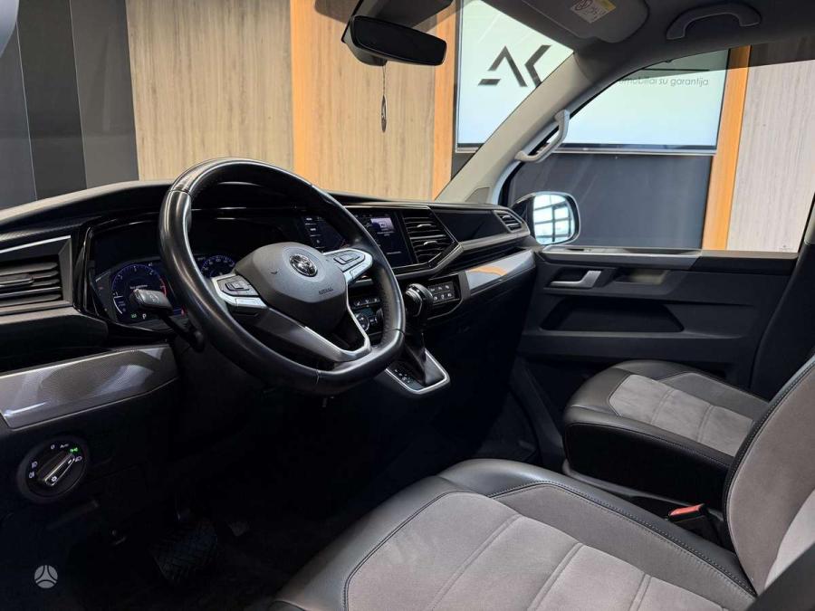 Melns Volkswagen Multivan 2020 Kauņa, ar dzinēja tilpumu 1.97 L un nobraukumu 233 tūkst. km par 29990 €, foto 14 vietnē AUTOMOTO.COM.LV