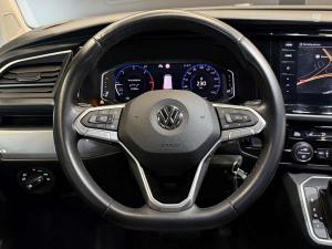 Melns Volkswagen Multivan 2020 Kauņa, ar dzinēja tilpumu 1.97 L un nobraukumu 233 tūkst. km par 29990 €, foto 16 vietnē AUTOMOTO.COM.LV